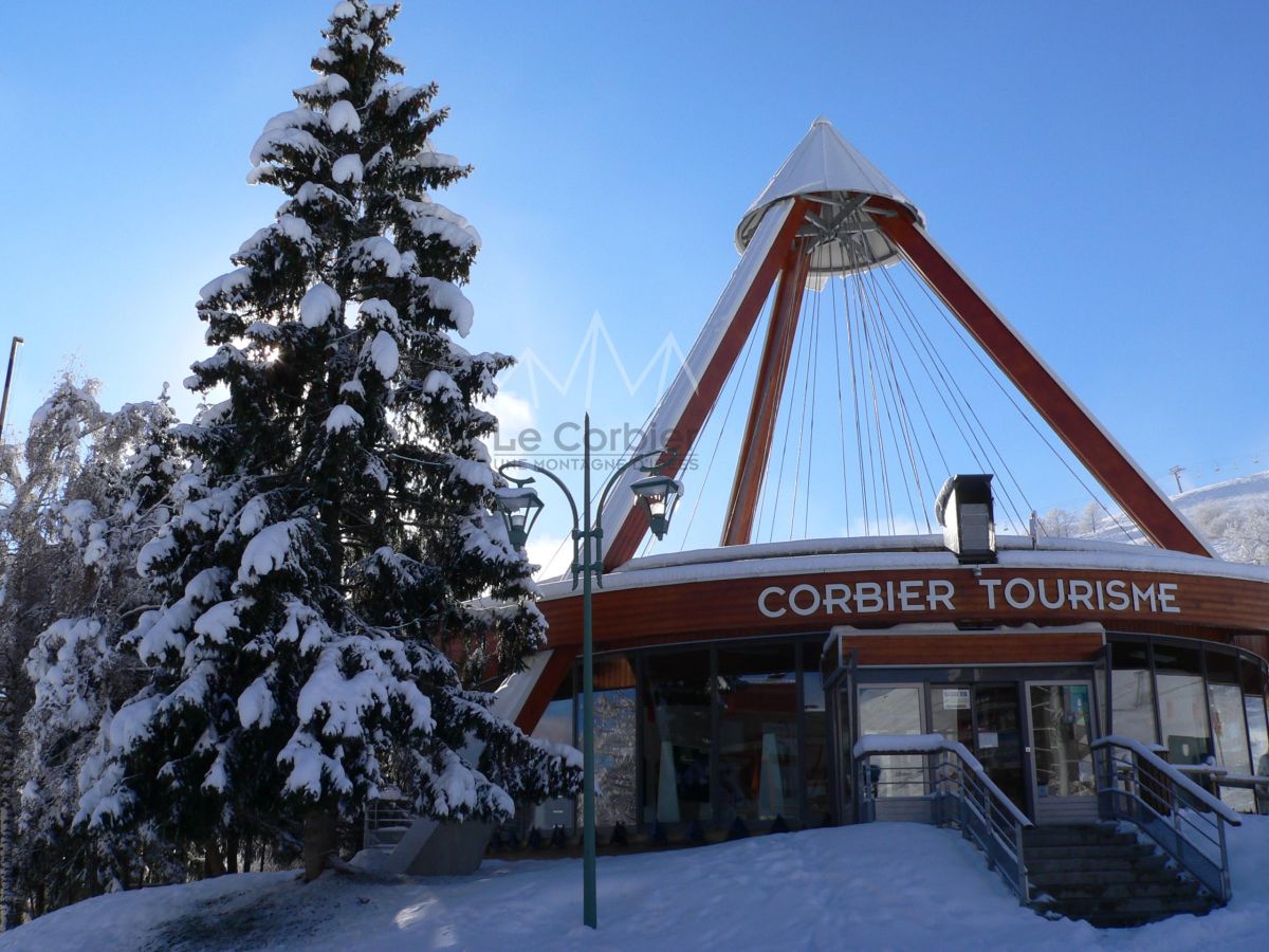 Domaine skiable Le Corbier, station et pistes de ski Le Corbier - Ski ...